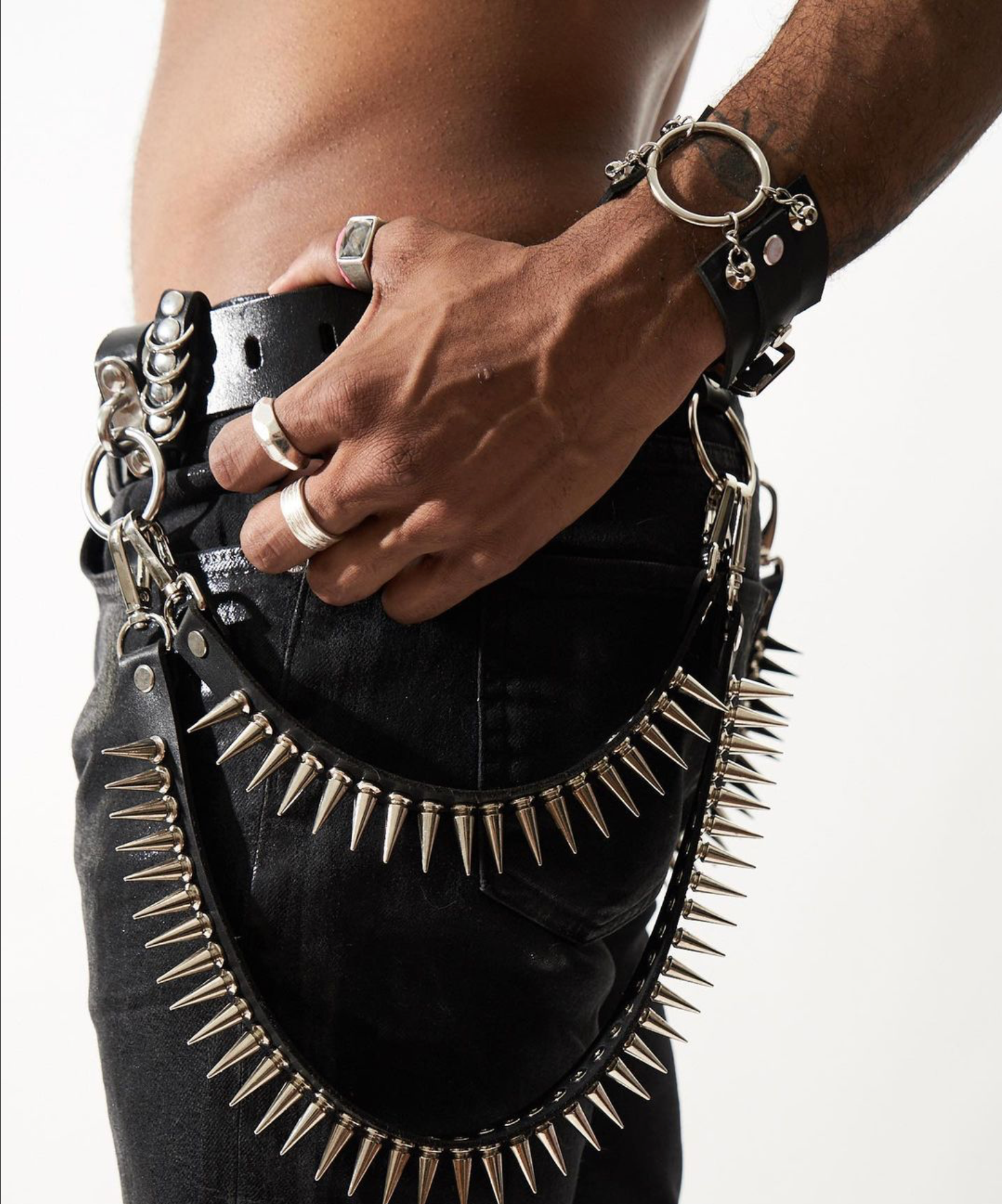 JETT SPIKED BAG STRAP